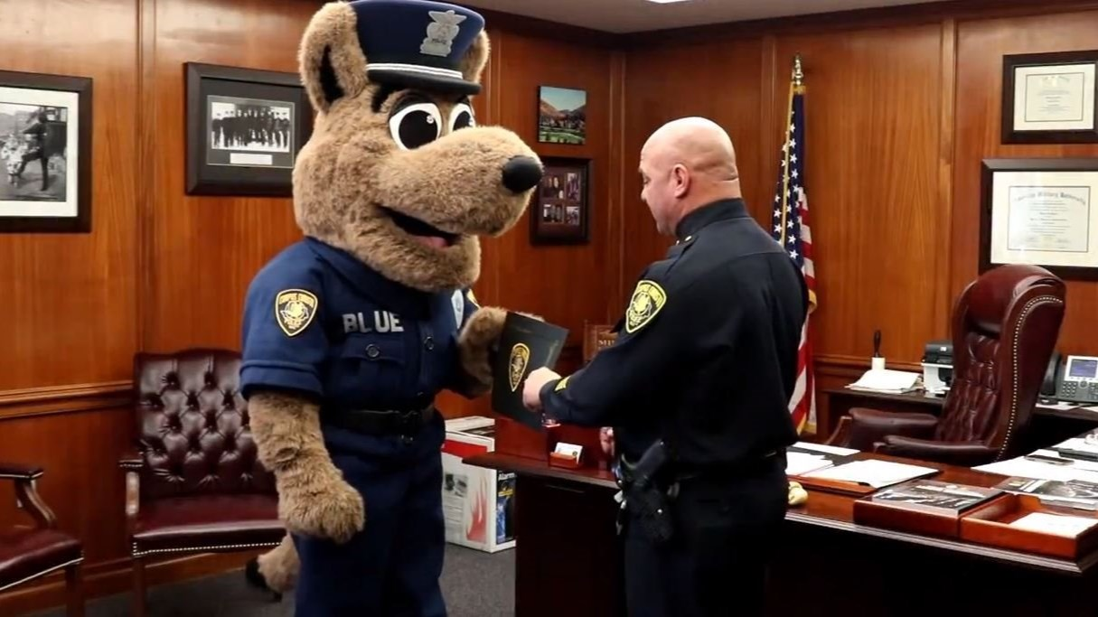 CCPD introduces 'Officer Blue', their brand new mascot | kiiitv.com